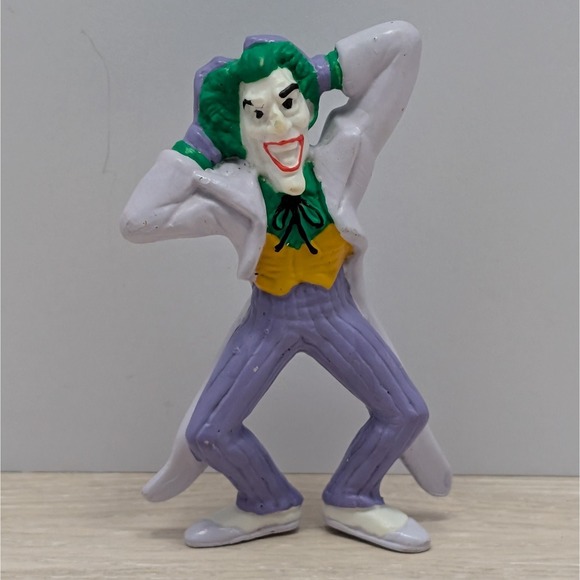 DC Comics | Toys | Vtg 989 The Joker 275 Dc Comics Batman Franchise ...